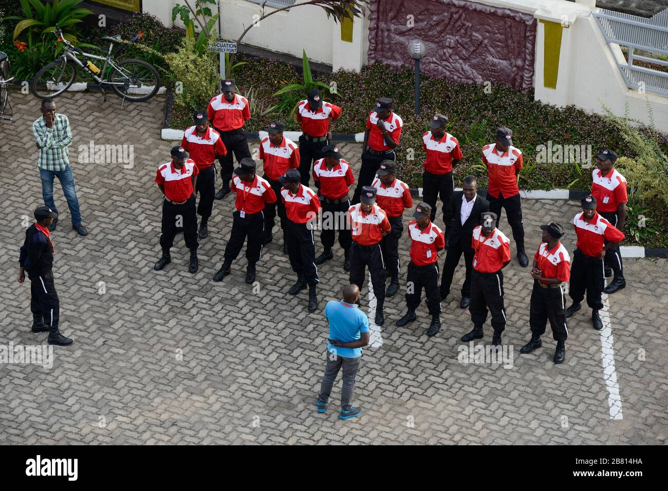 RWANDA, Ruhengeri, Hotel Fatima, instruction of private security ...