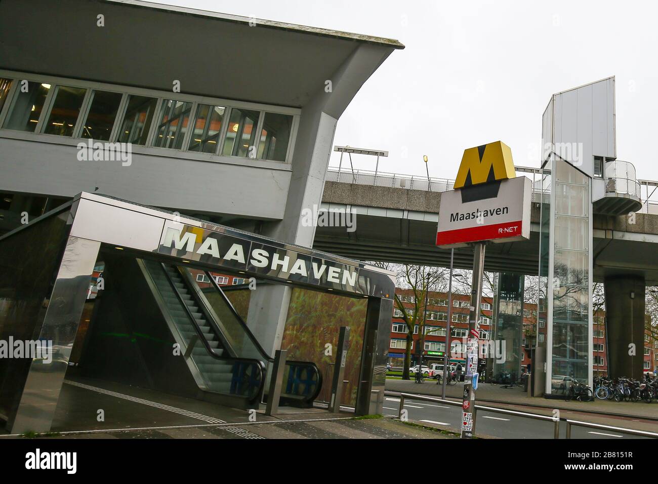 ROTTERDAM - Metro station Maashaven Stock Photo - Alamy