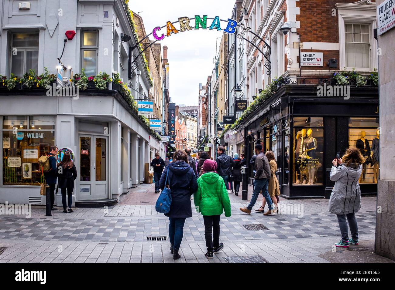 Carnaby street hi-res stock photography and images - Alamy