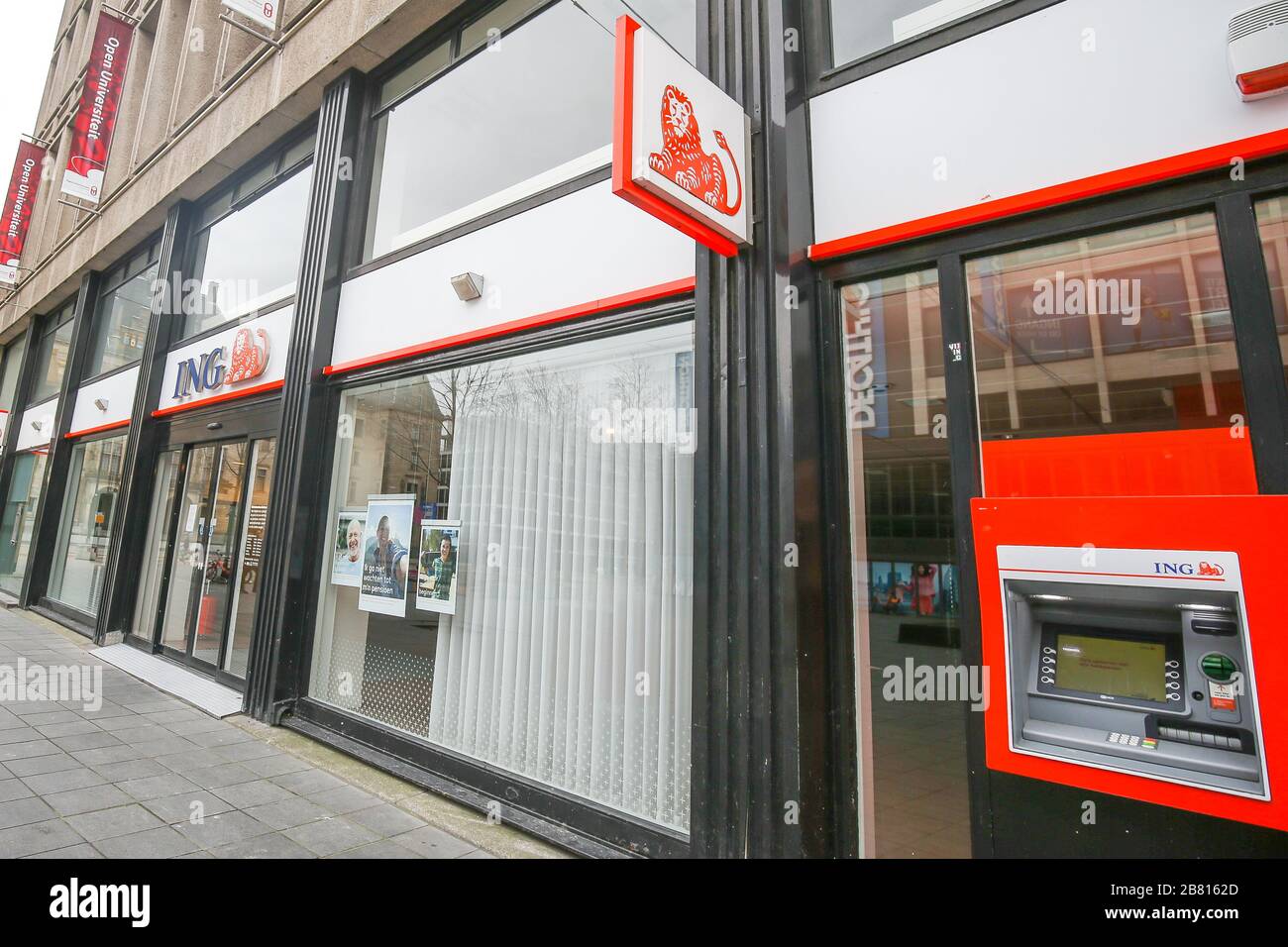 Pinautomaat hi-res stock photography and images - Alamy