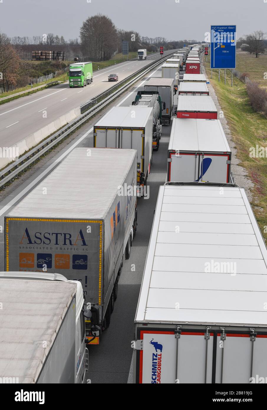 Trade border controls hi-res stock photography and images - Alamy