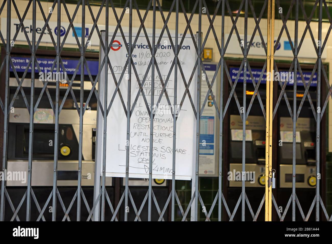 Tube station sign covent garden hi-res stock photography and images - Alamy