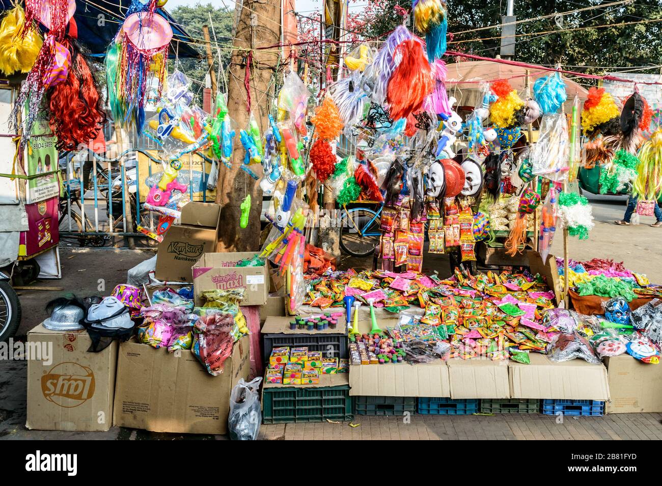 City Street Market Stall selling powder colours Dry colours and ...