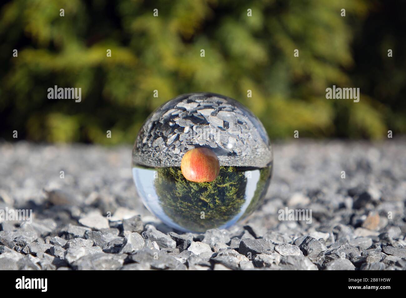 Apple globe hi-res stock photography and images - Alamy