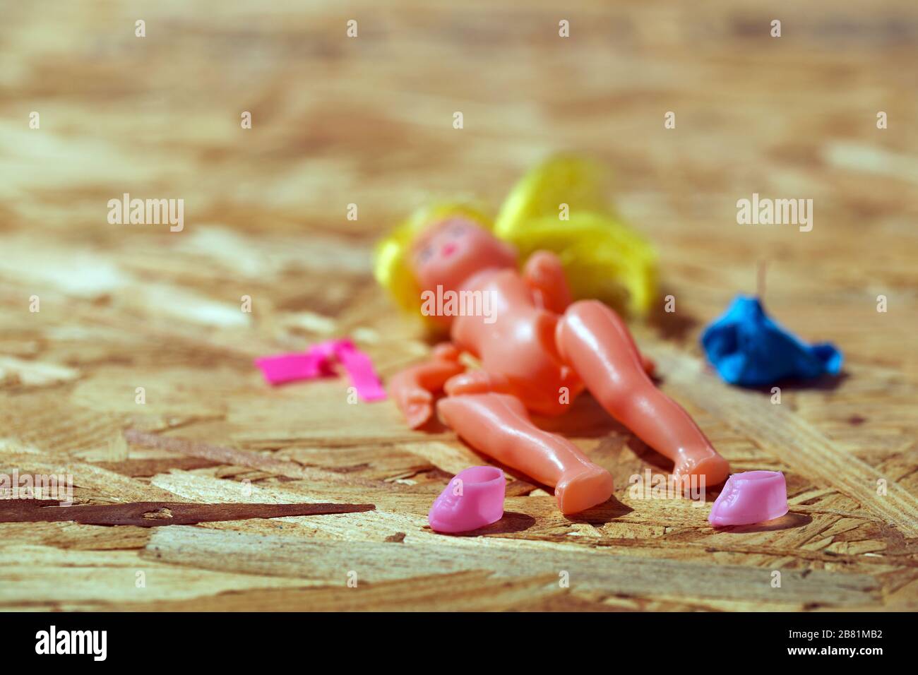 Old destroyed baby doll hi-res stock photography and images - Alamy