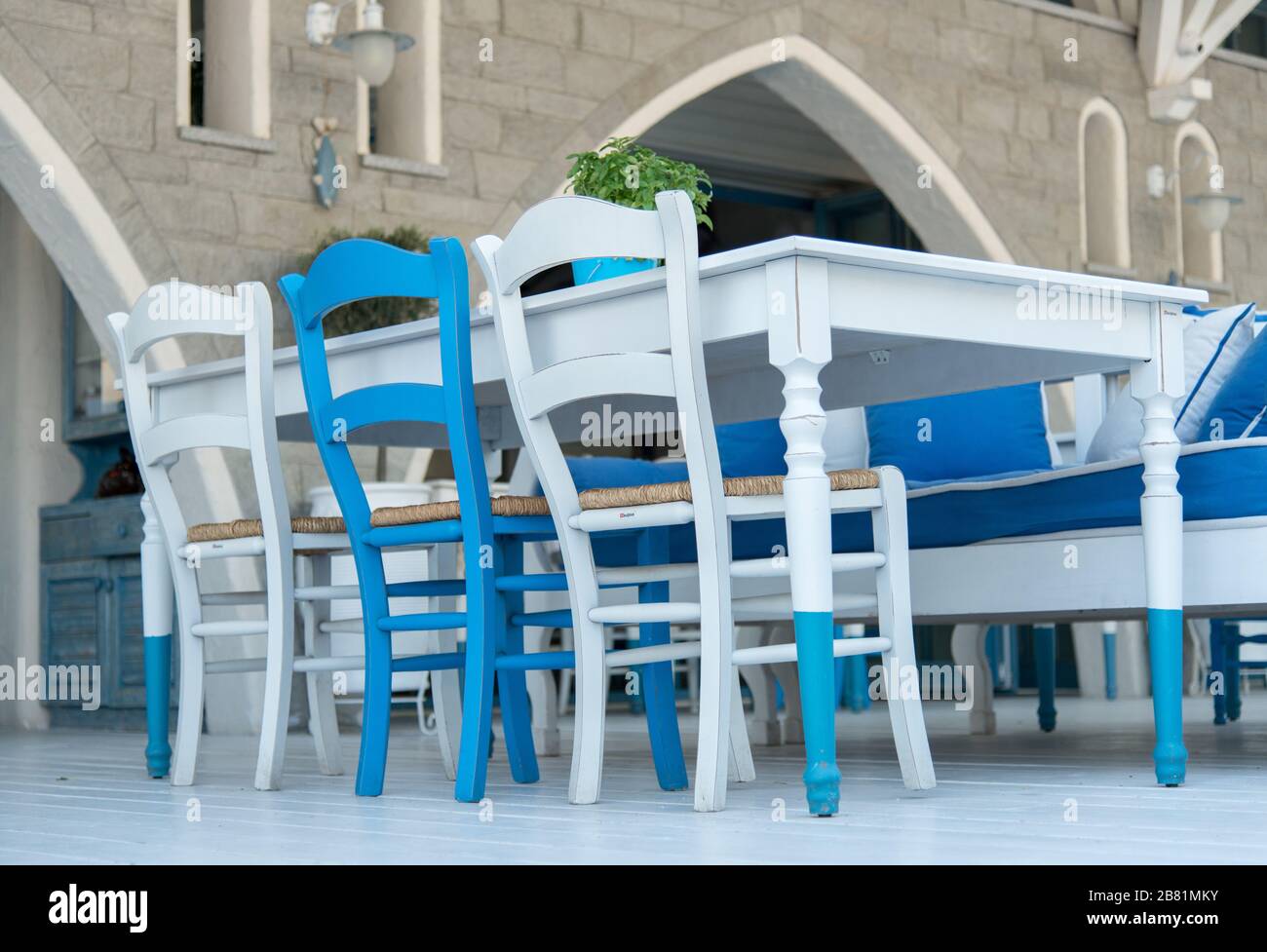 Greek Restaurant - exterior Stock Photo - Alamy