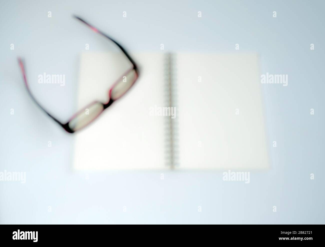 Blurring vision hi-res stock photography and images - Alamy