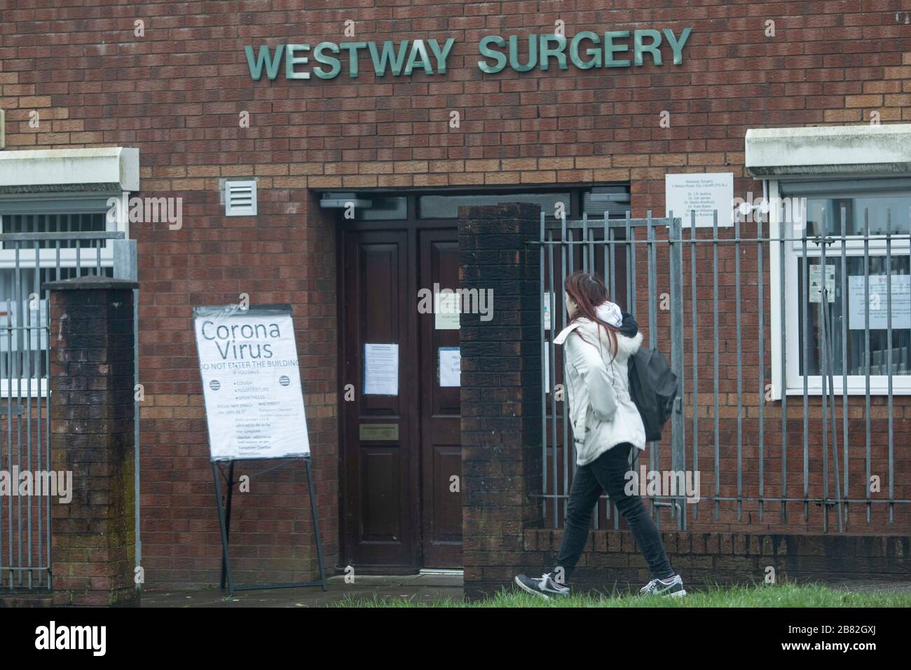 Gp surgery sign hi-res stock photography and images - Alamy