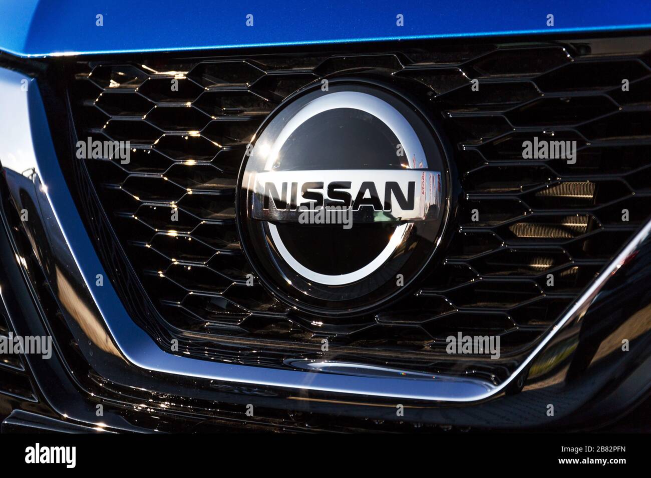 Nissan stand hi-res stock photography and images - Alamy