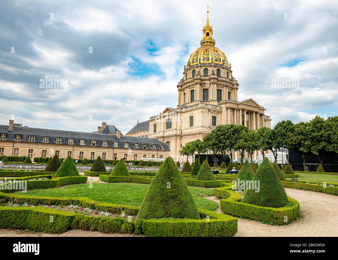 Cathedral of the Invalides with golden dome, Tomb of Napoleon I, Hotel ...