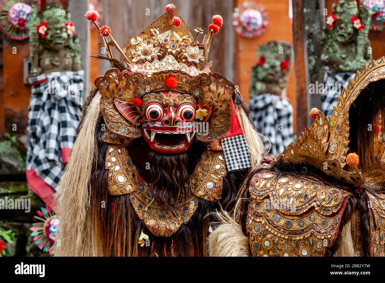 A Traditional Balinese Barong and Kris Dance Show, Batabulan, Bali ...