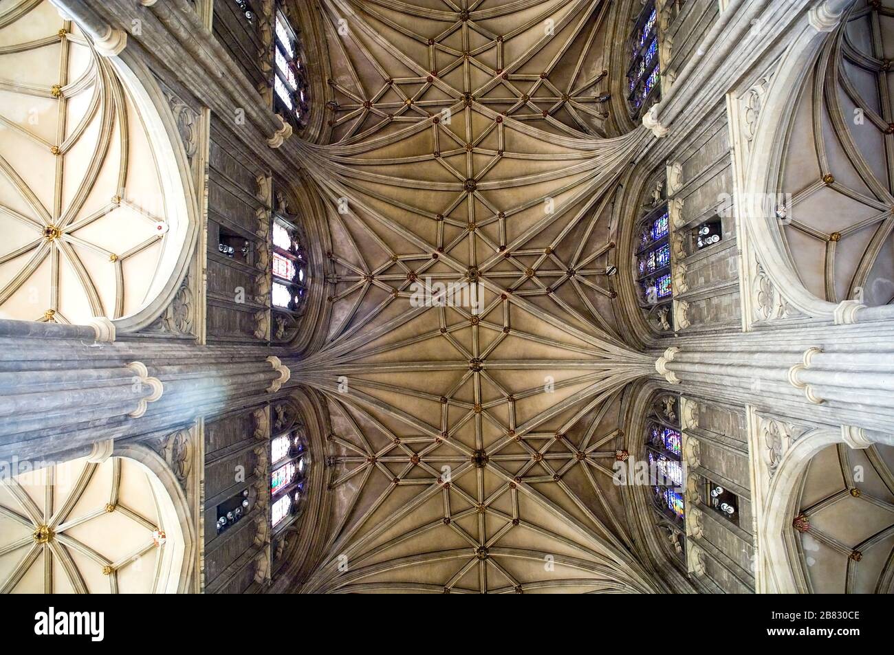 The Gothic ceiling at Canterbury cathedral Stock Photo - Alamy