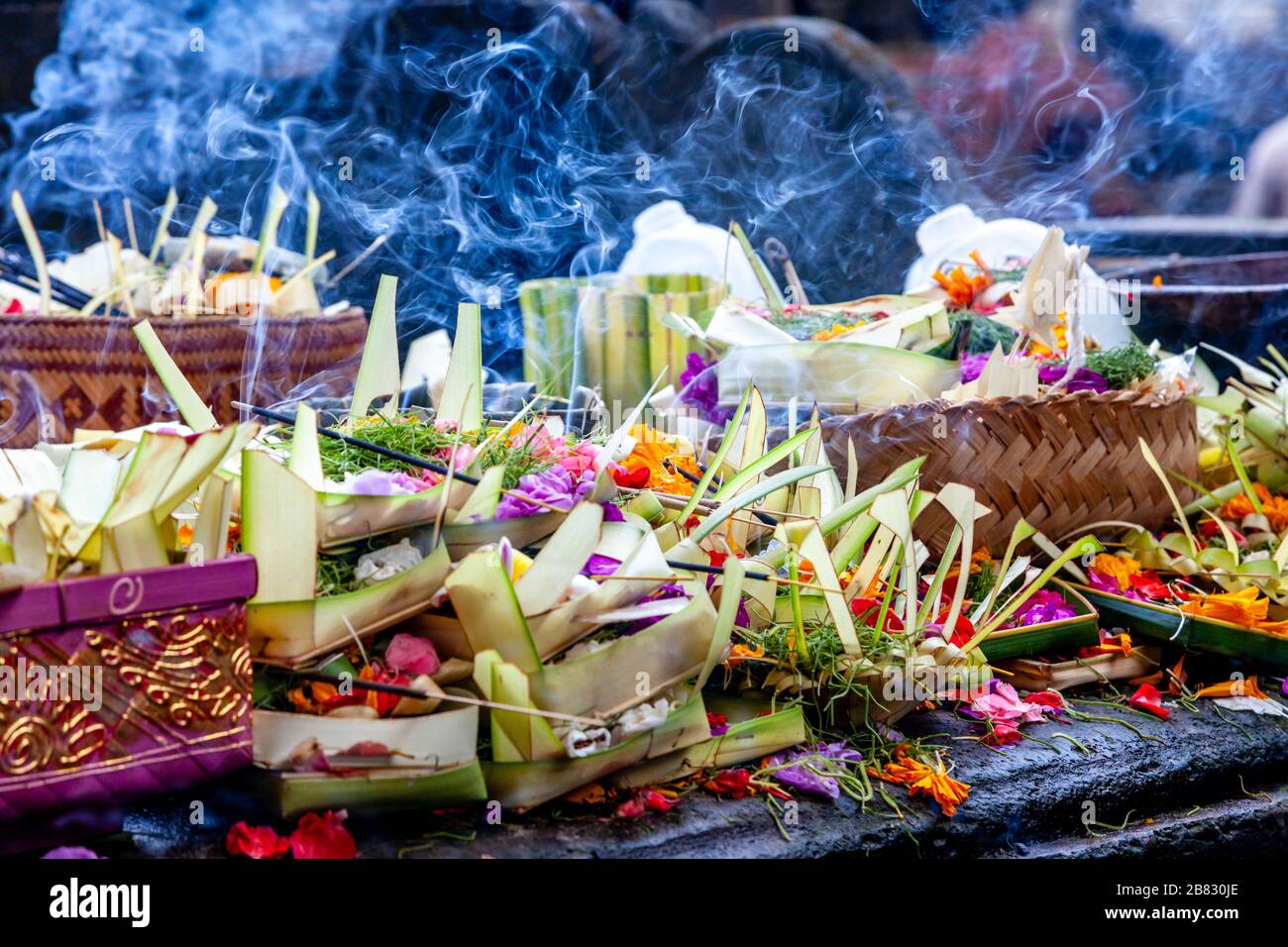 Temple offerings bali hi-res stock photography and images - Alamy