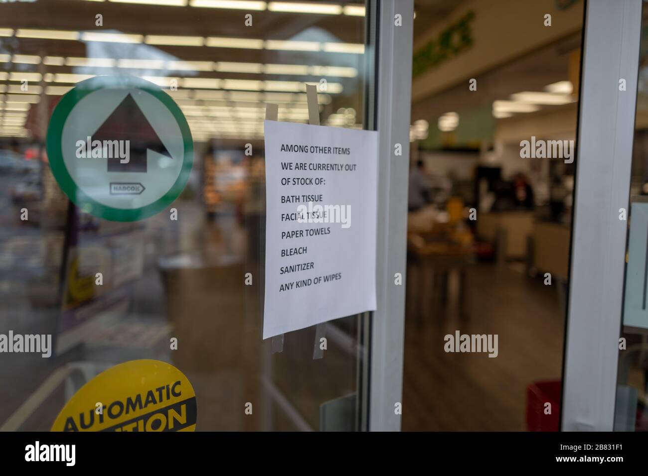 Supermarket out of stock sign hi-res stock photography and images - Alamy