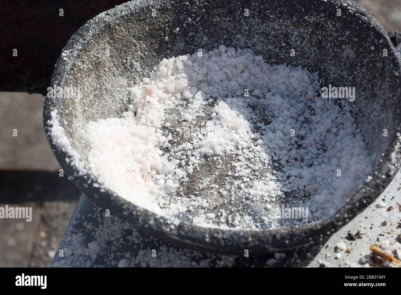 Common salt crystals hi-res stock photography and images - Alamy