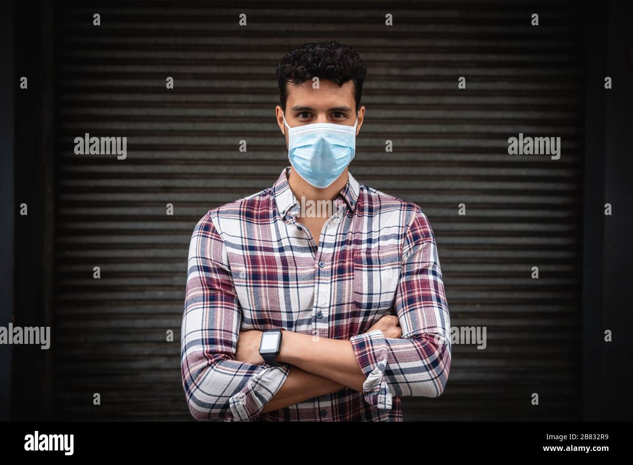 Coronavirus mask hi-res stock photography and images - Alamy