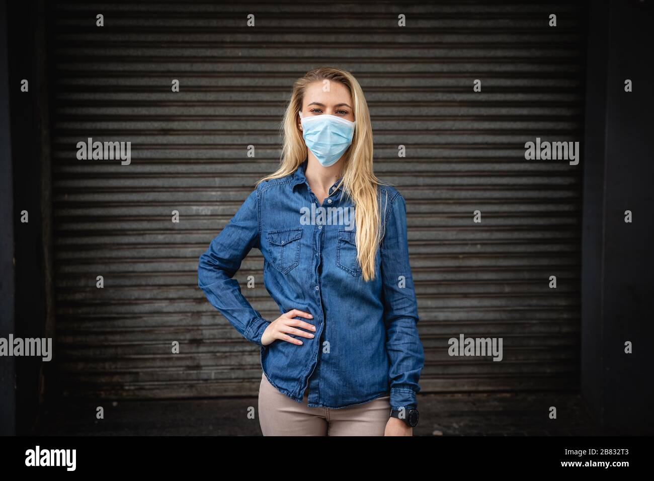 Outside wearing a mask hi-res stock photography and images - Alamy