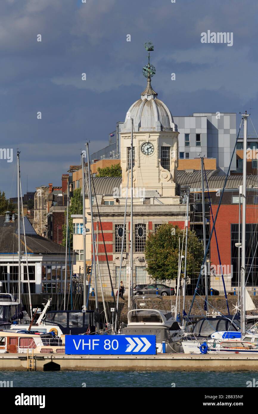 Town quay southampton hi-res stock photography and images - Alamy
