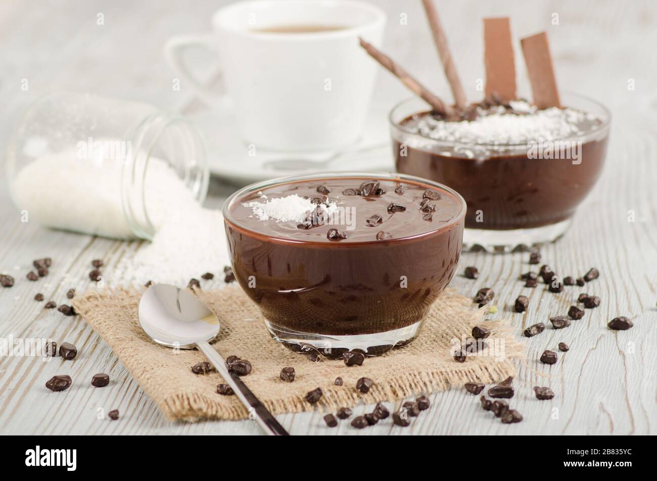 Supangle dessert hi-res stock photography and images - Alamy