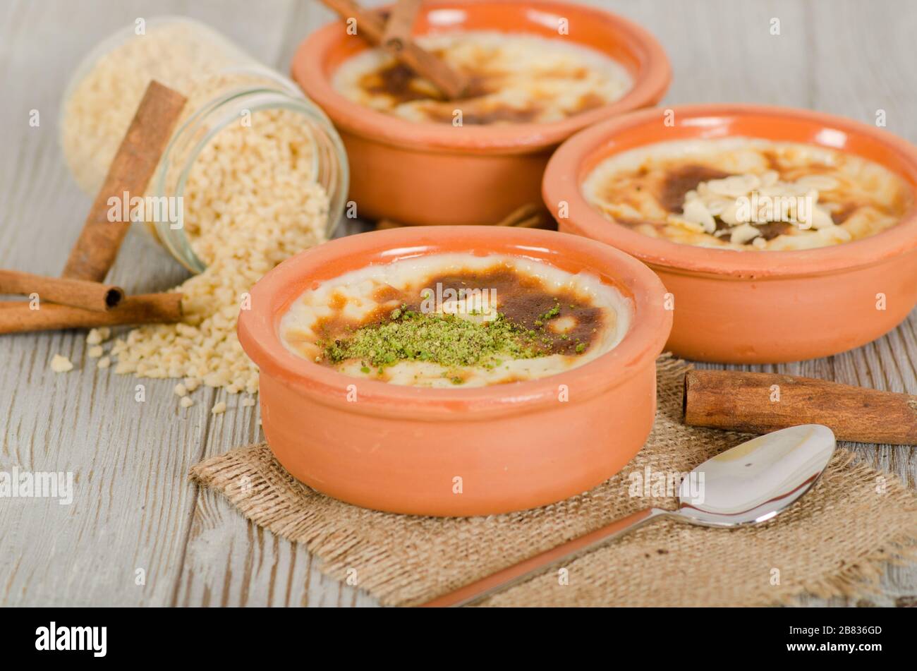 Oven sutlac hi-res stock photography and images - Alamy