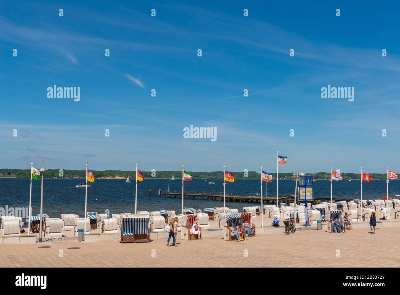 North sea beach resort hi-res stock photography and images - Alamy