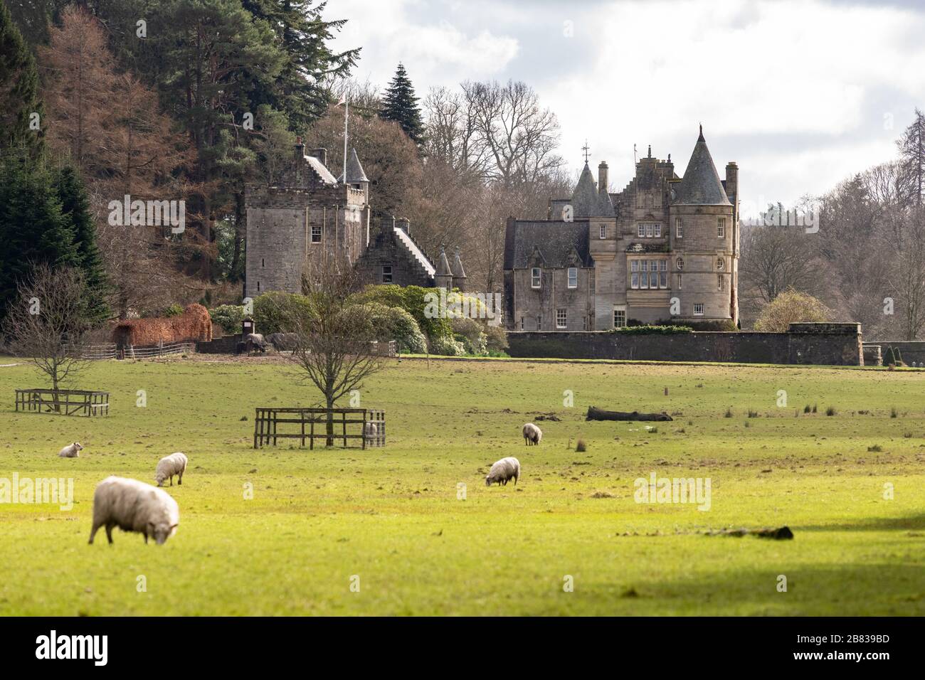 Duntreath Castle - ancestral home of the Edmonstone family - Blanefield ...
