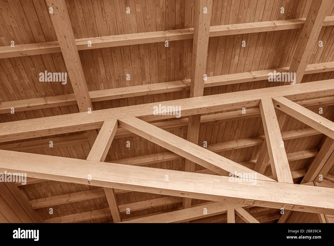 Round thatched roof building hi-res stock photography and images - Alamy
