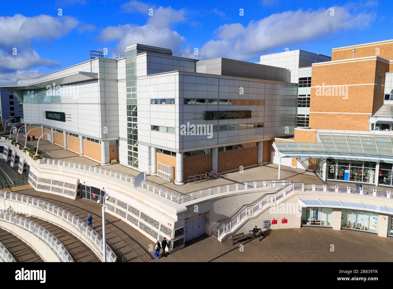 Westquay shopping mall southampton hi-res stock photography and images ...