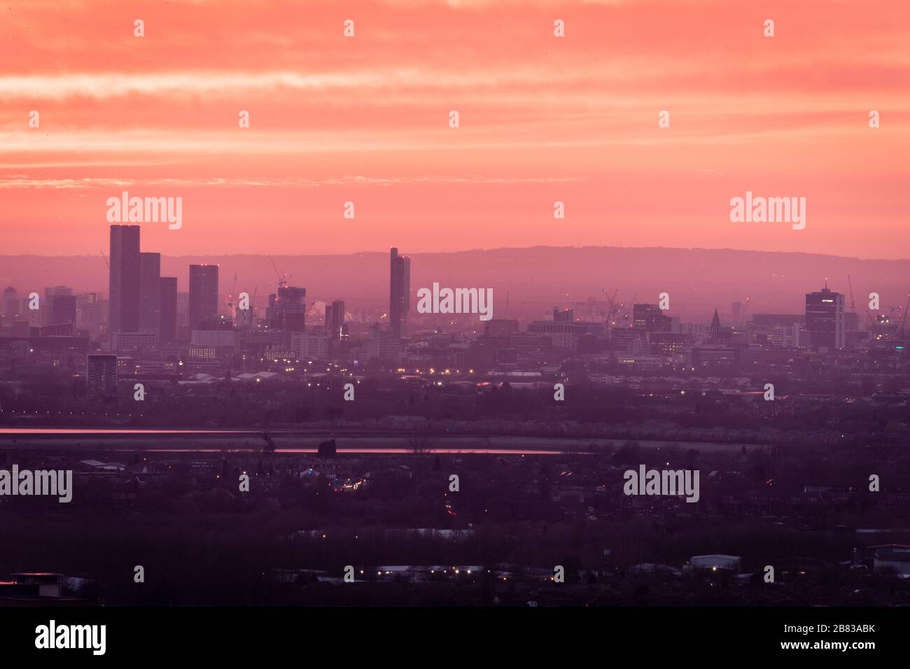 Manchester skyline clouds hi-res stock photography and images - Alamy