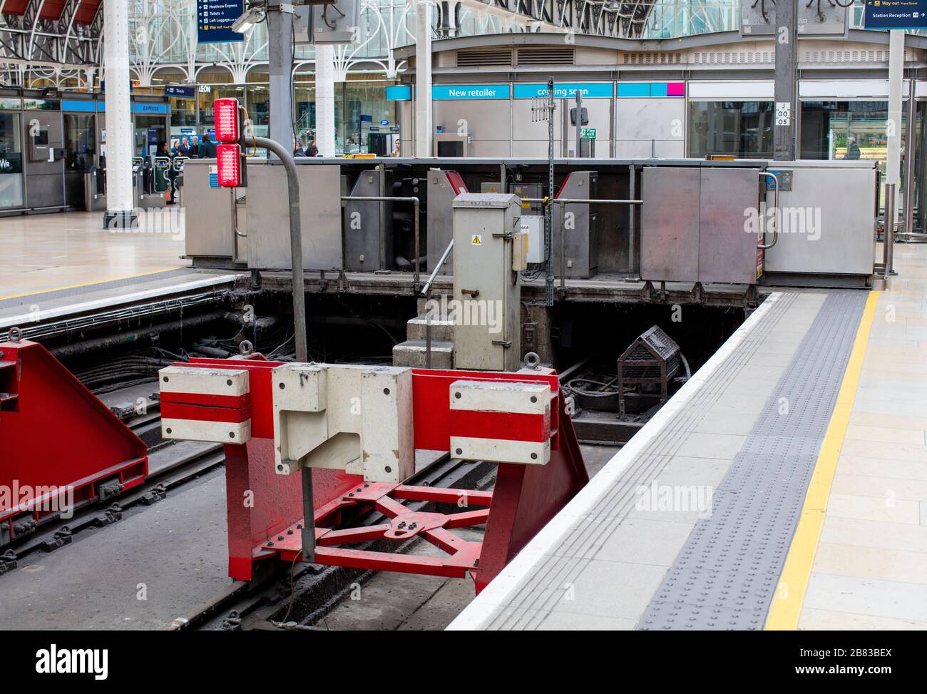 Railway Station Buffers High Resolution Stock Photography and Images ...