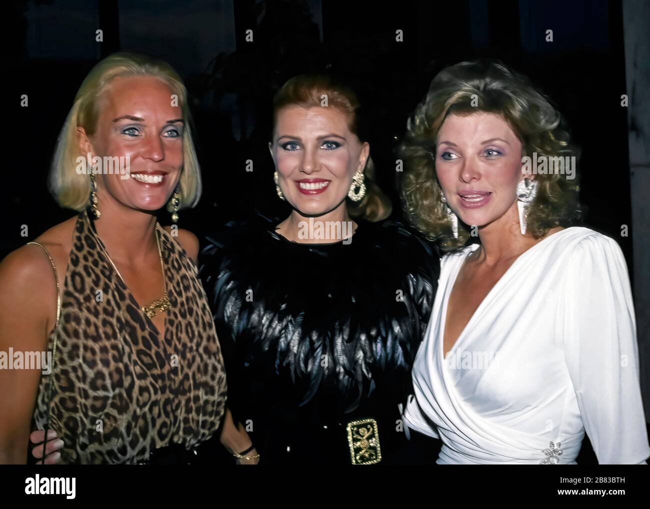 Washington DC. USA, June 21, 1989 Georgette Mosbacher (in black ...