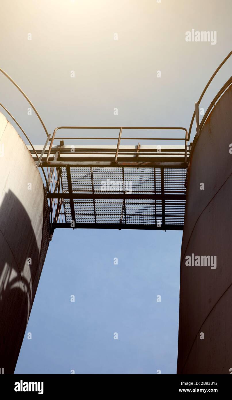 Silo warehouse on a farm Stock Photo - Alamy