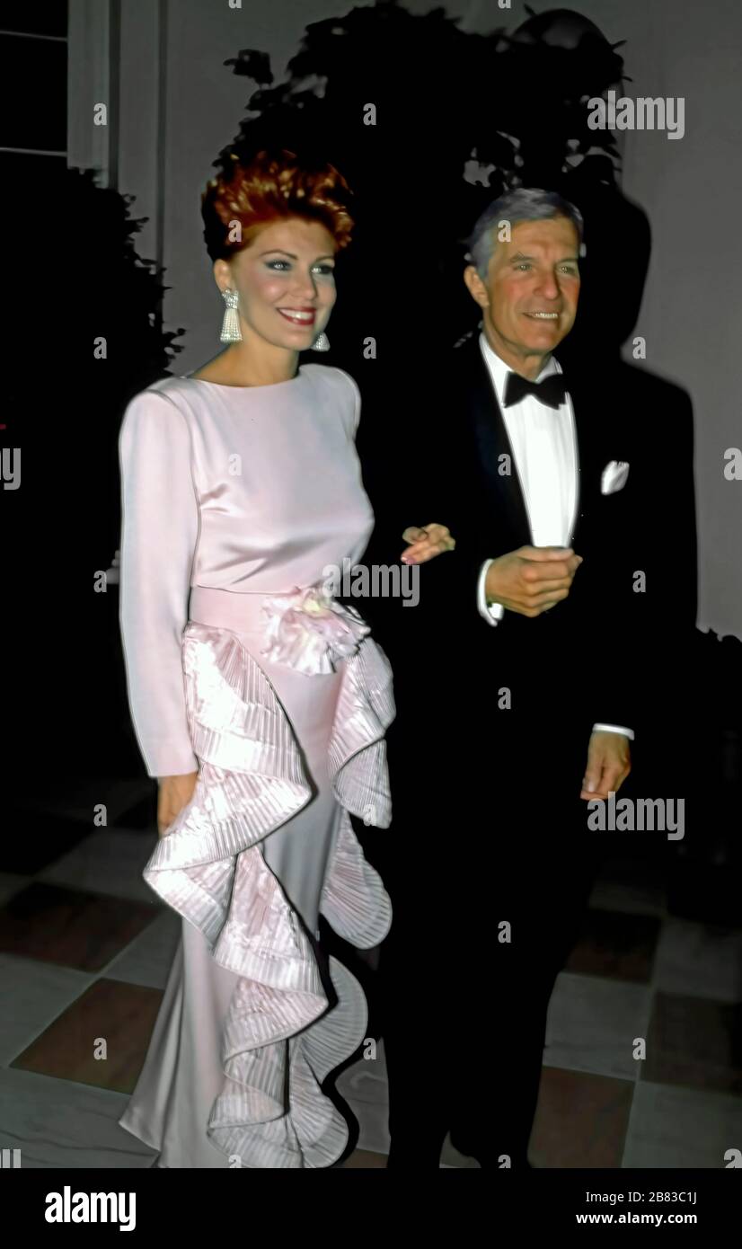 Washington DC. USA, May 31, 1990 Georgette Mosbacher (L) and her ...