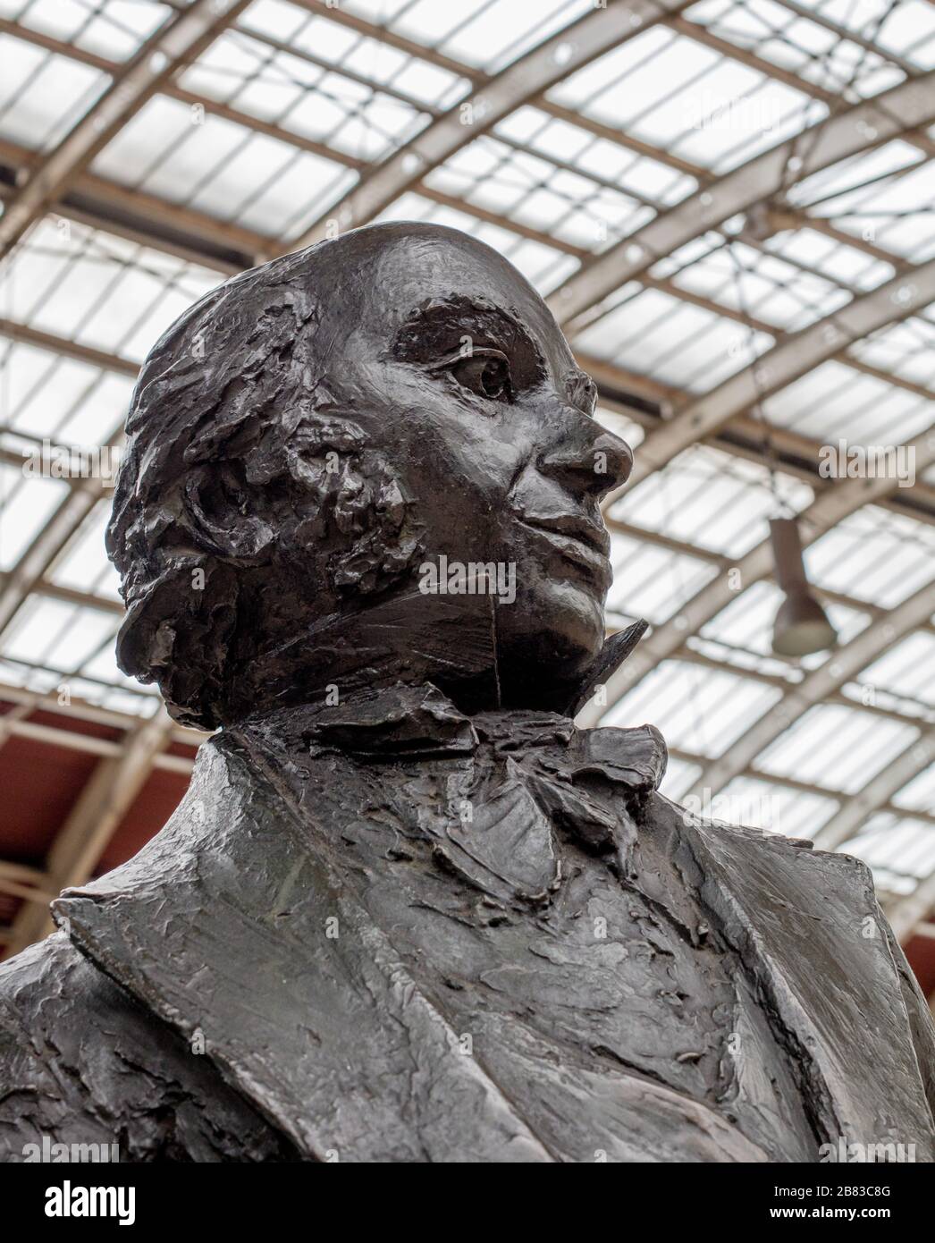 Statue of Isambard Kingdom Brunel by John Doubleday on Paddington ...