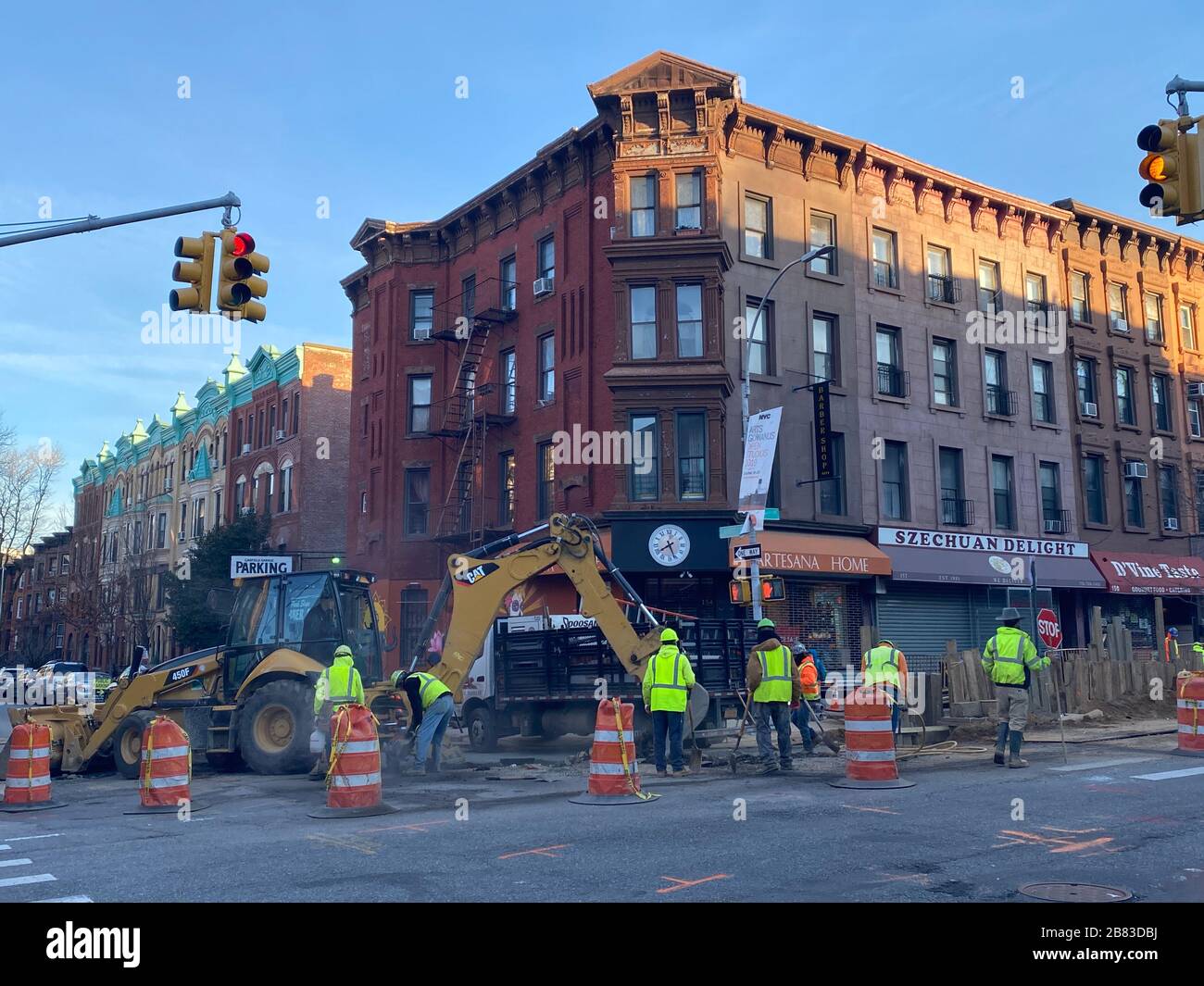 Hard work nyc hi-res stock photography and images - Alamy