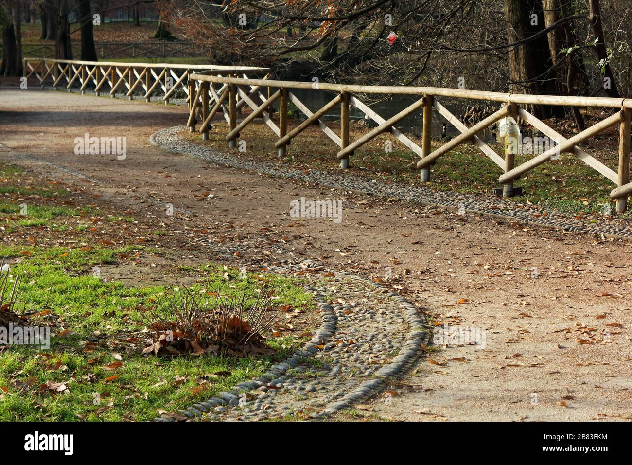 Secret forest path hi-res stock photography and images - Alamy