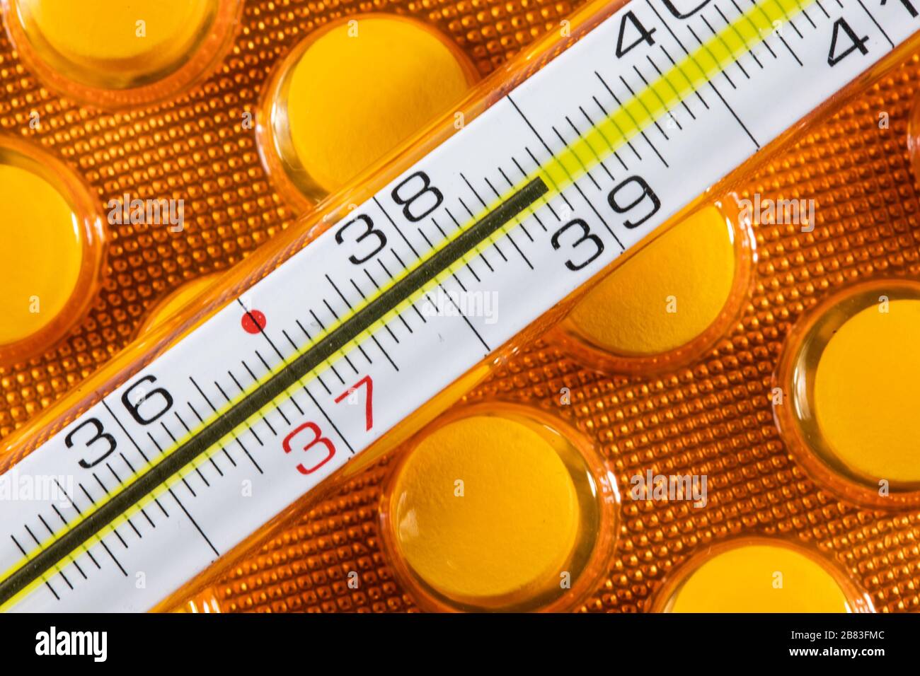 Clinical Thermometer High Resolution Stock Photography and Images - Alamy