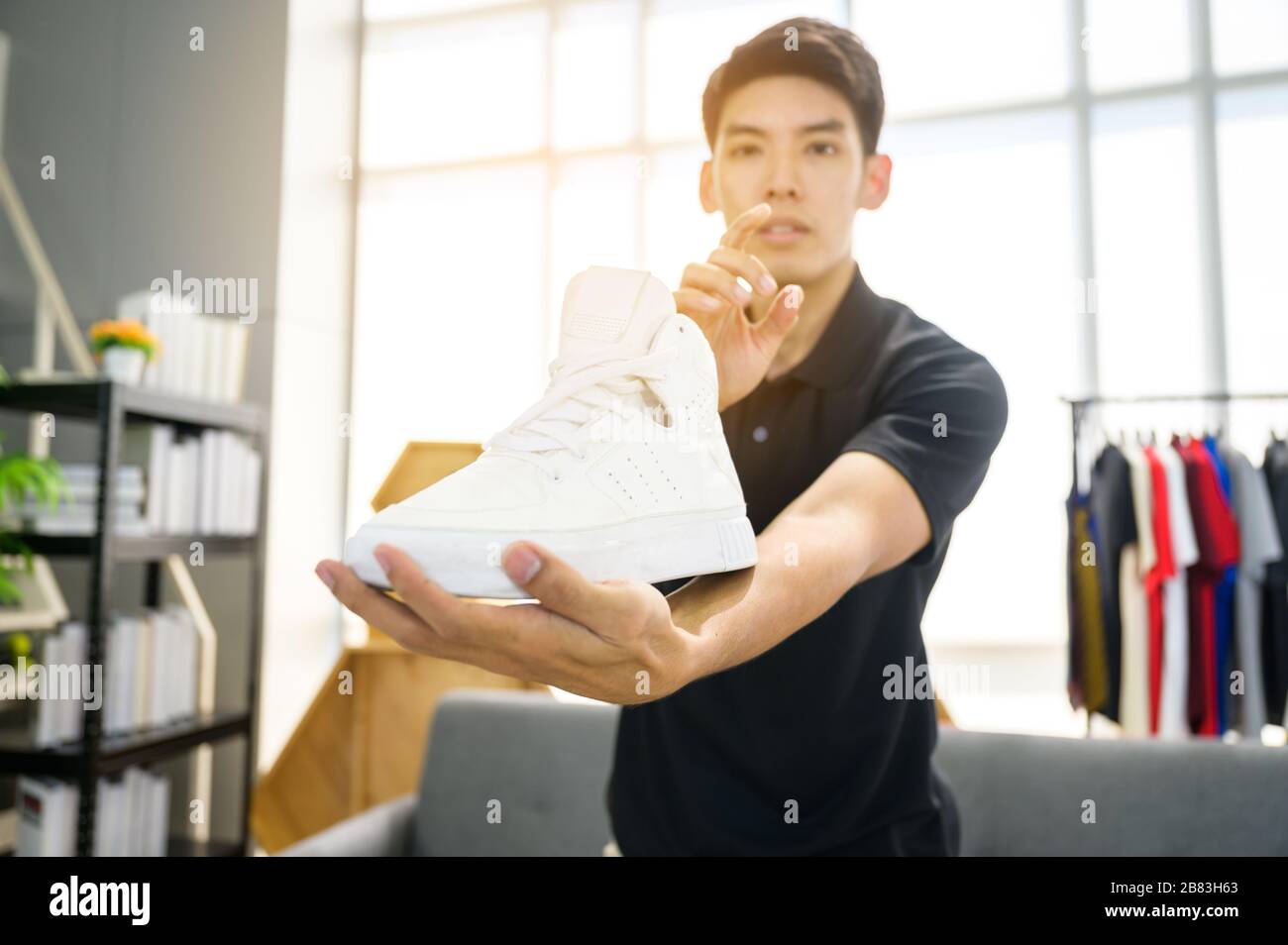 vlogger working for online marketing Stock Photo - Alamy