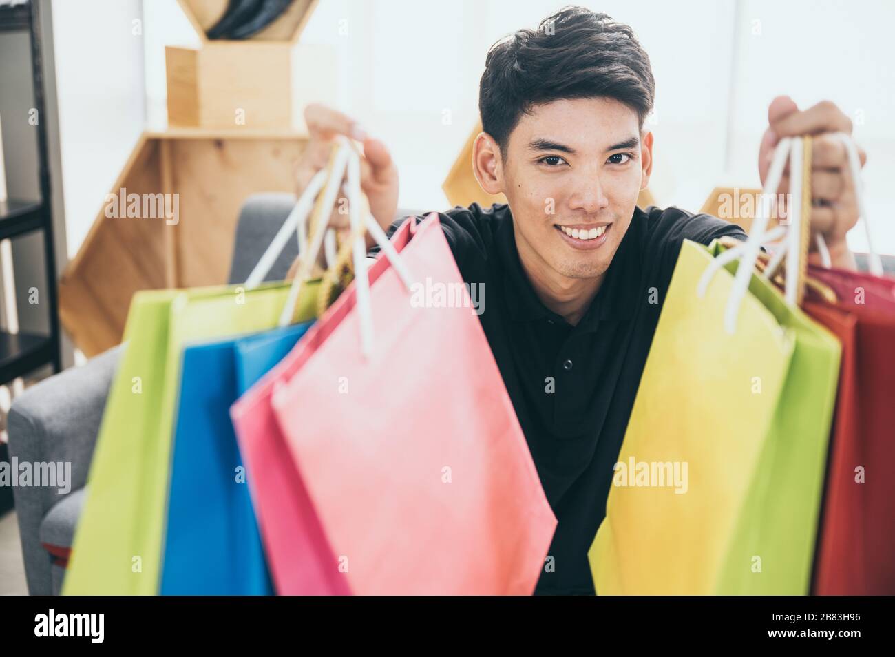 vlogger working for online marketing Stock Photo - Alamy