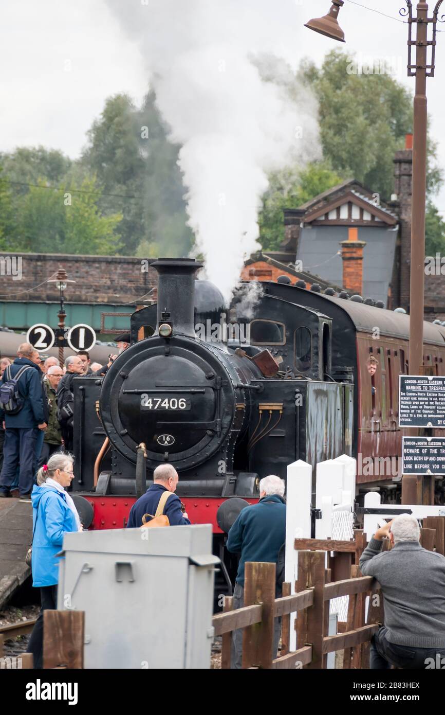 Fowler tank hi-res stock photography and images - Alamy
