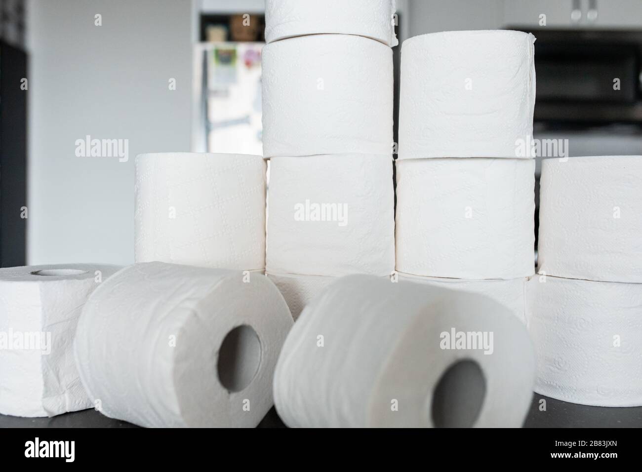 Tissue hoarding tissue paper hi-res stock photography and images - Alamy