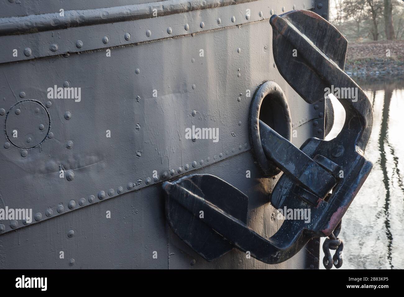 The ships side hi-res stock photography and images - Alamy