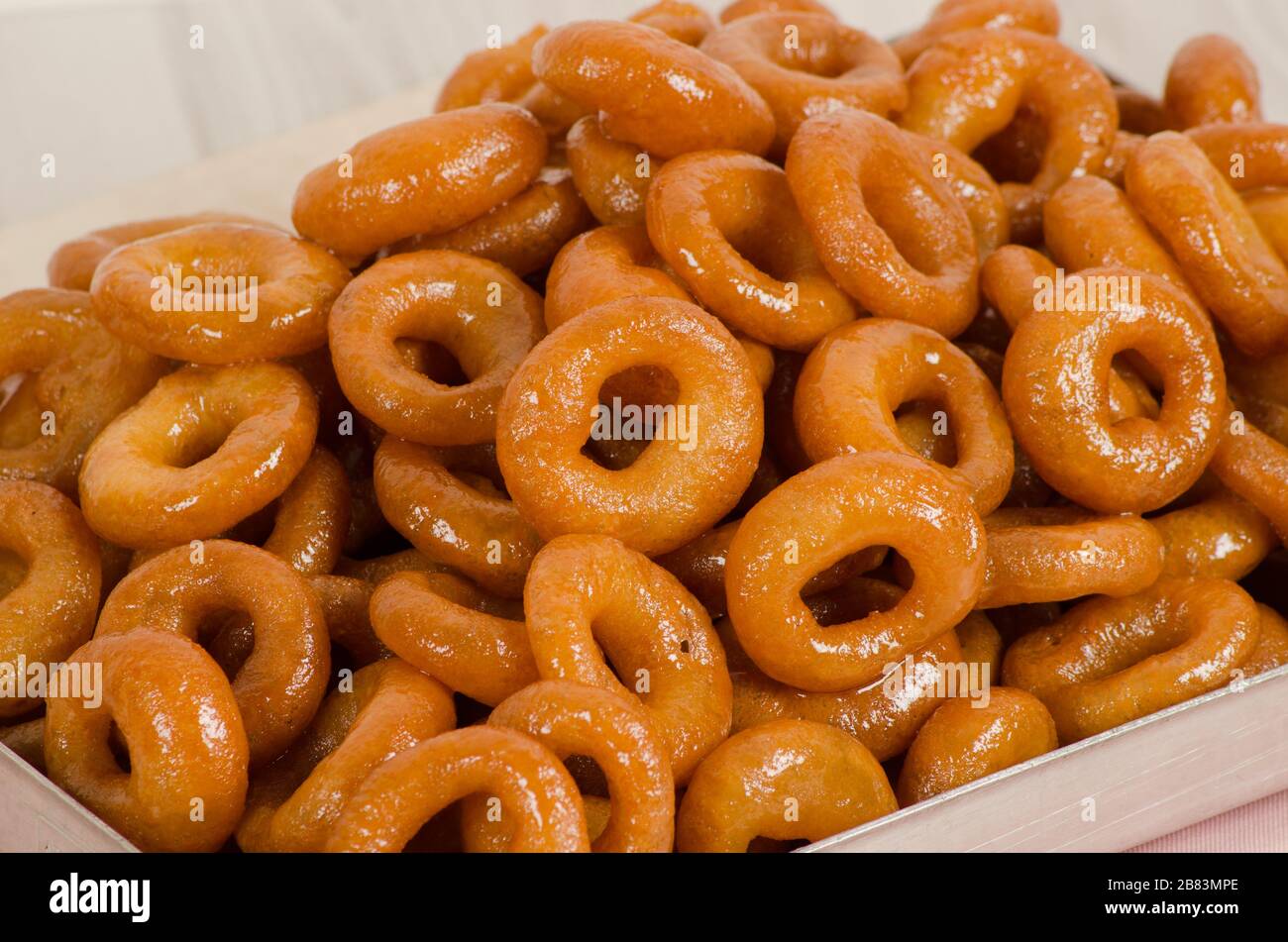 Lokma sweet plate hi-res stock photography and images - Alamy