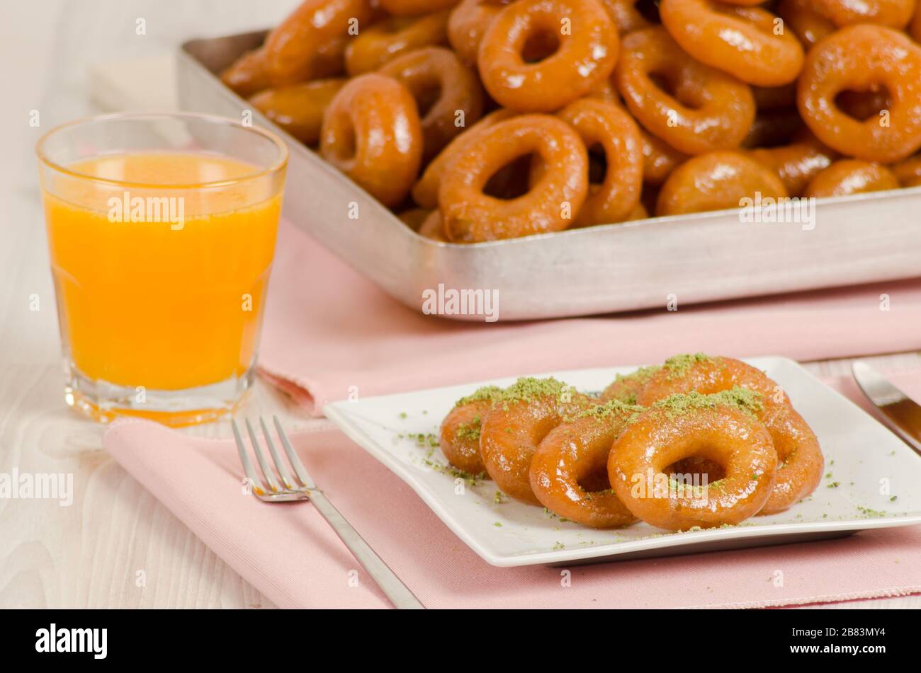 Lokma dessert from Turkish cuisine Stock Photo - Alamy