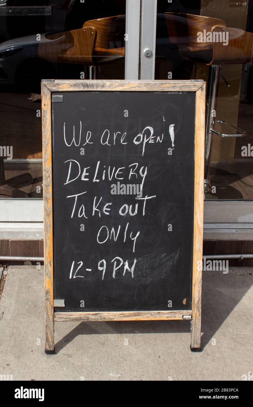 Open restaurant sign hi-res stock photography and images - Alamy