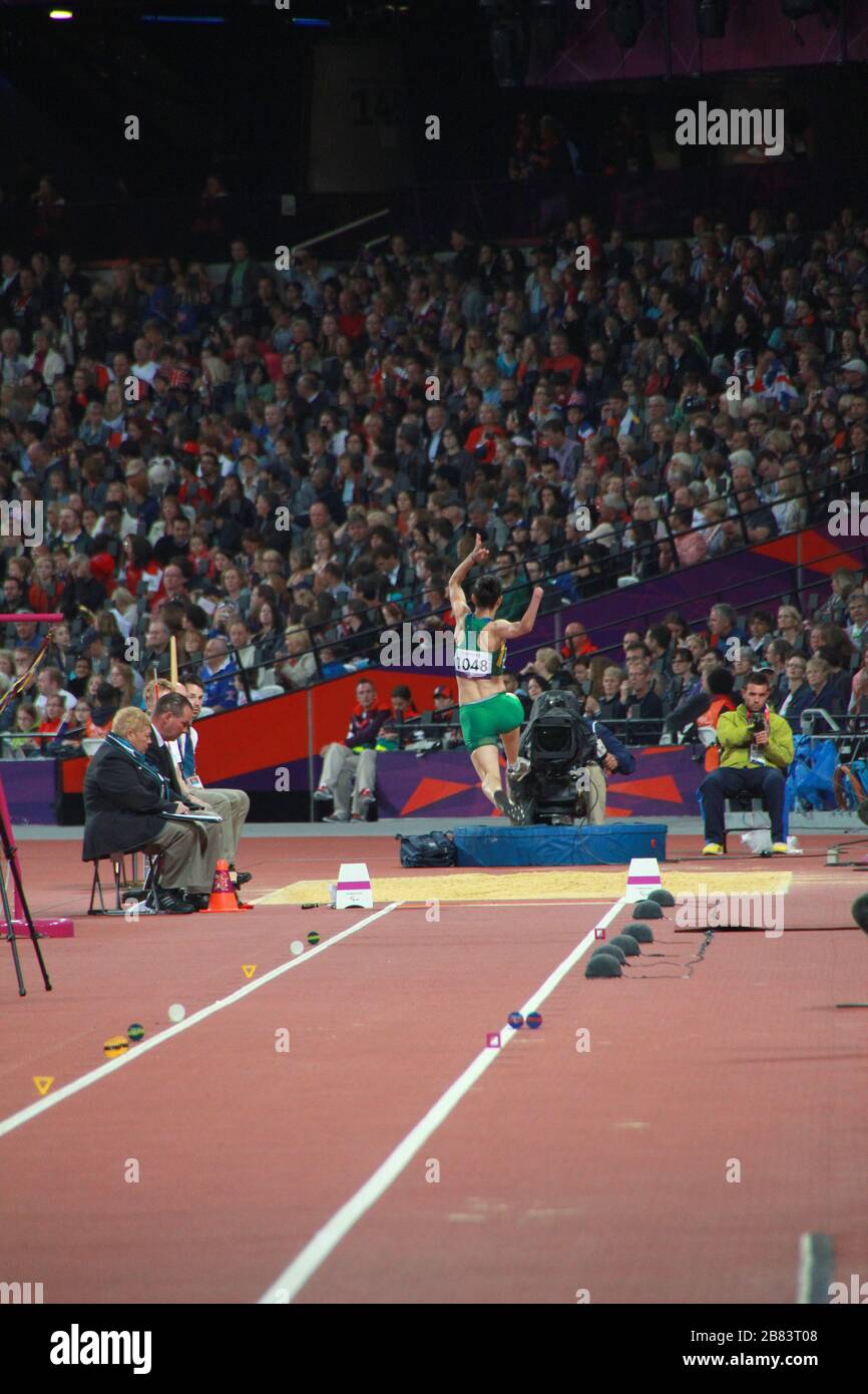 Female paralympian athlete hi-res stock photography and images - Alamy