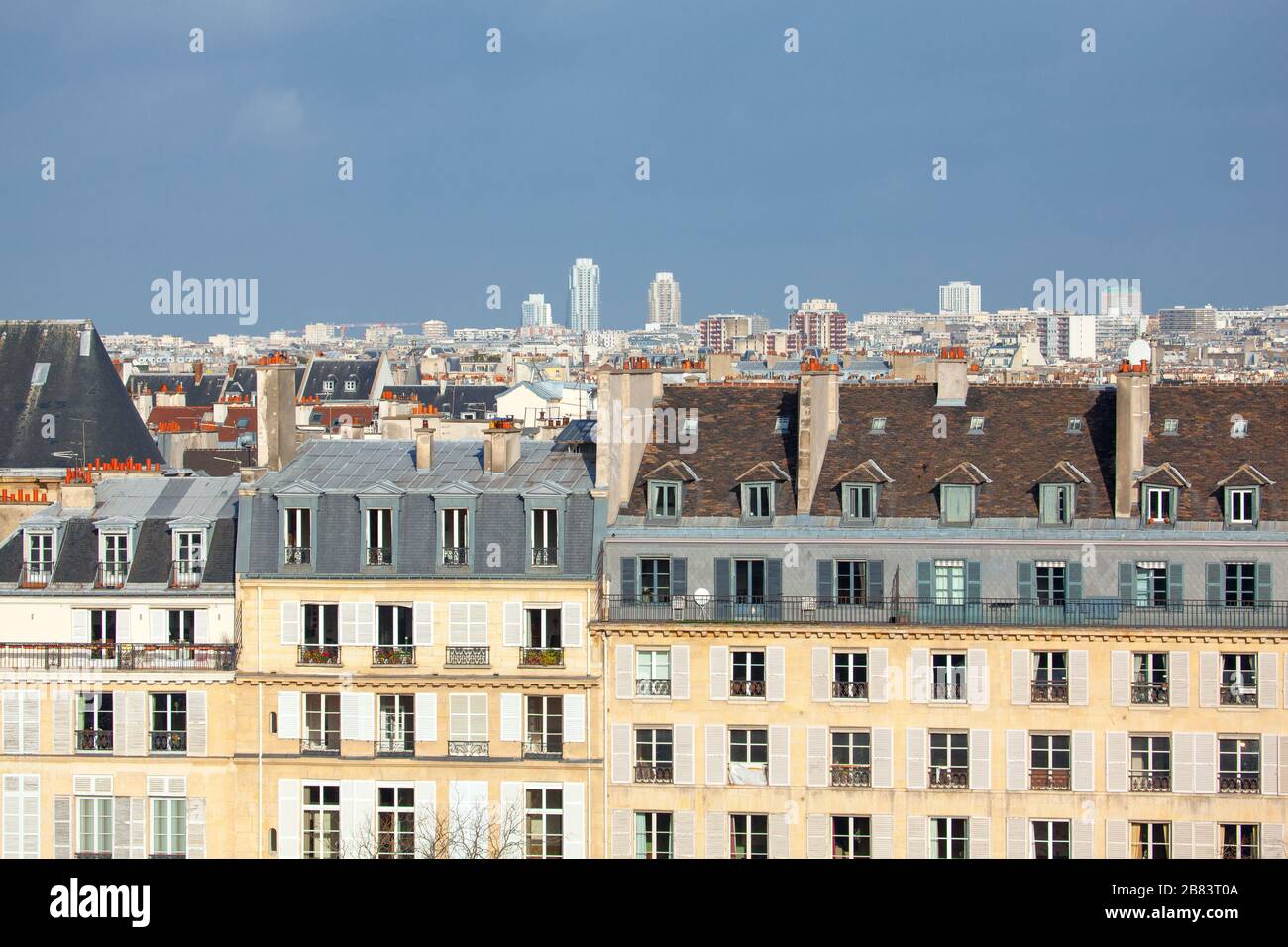 Parisian buildings color hi-res stock photography and images - Alamy