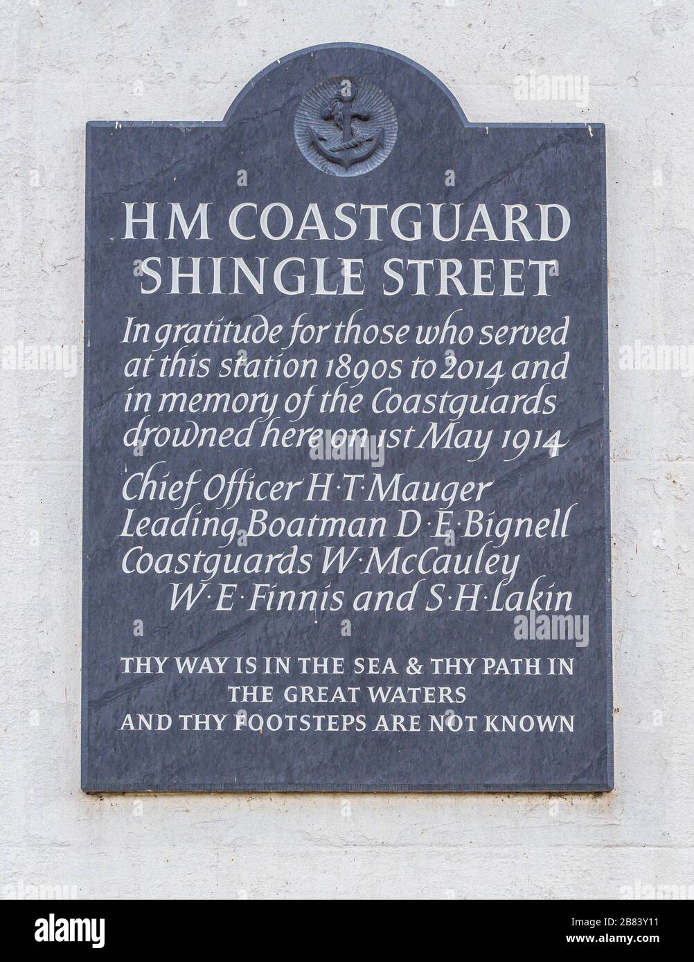 Shingle sign hi-res stock photography and images - Alamy