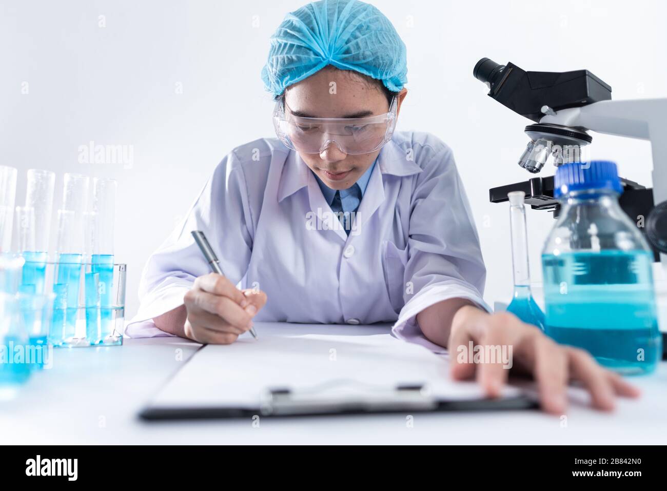Scientists are working in a chemical lab Stock Photo - Alamy