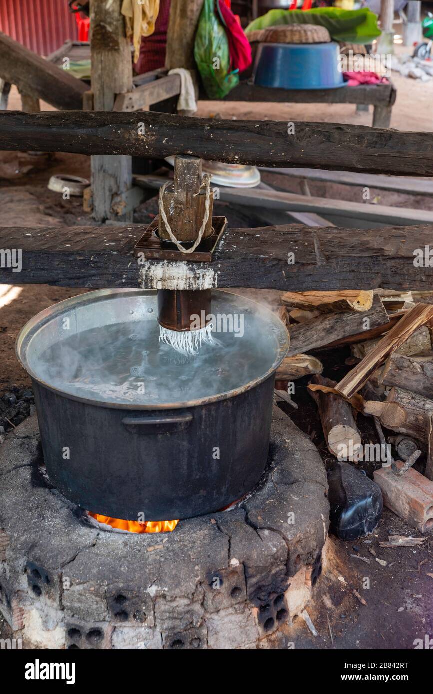 Rice straining hi-res stock photography and images - Alamy